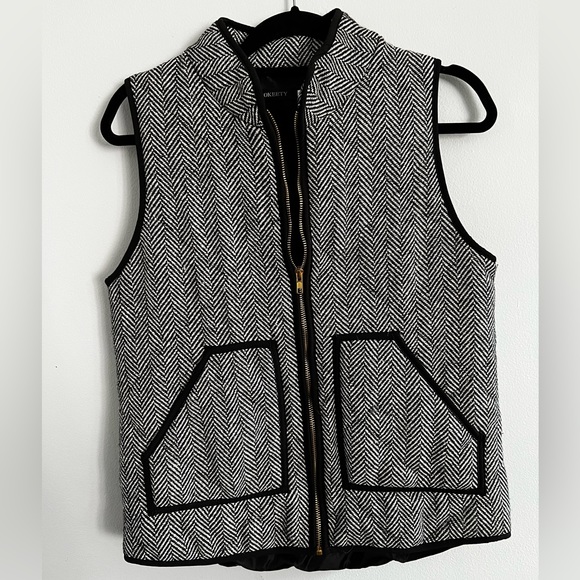 Merokeety | Jackets & Coats | Merokeety Black And White Bomber Vest ...